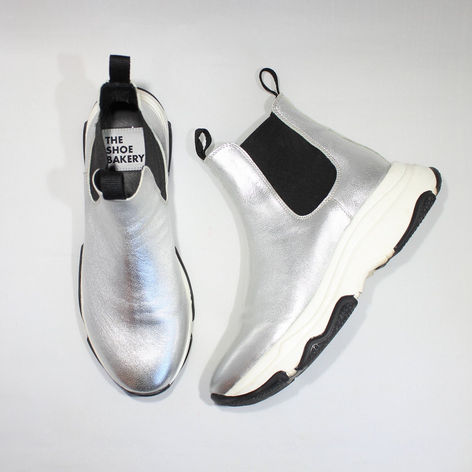 Poppy Chelsea Boot - Silver – Theshoebakery